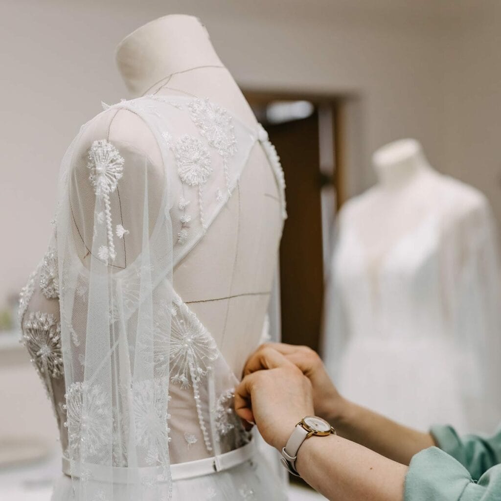 Services - The Alteration Yard